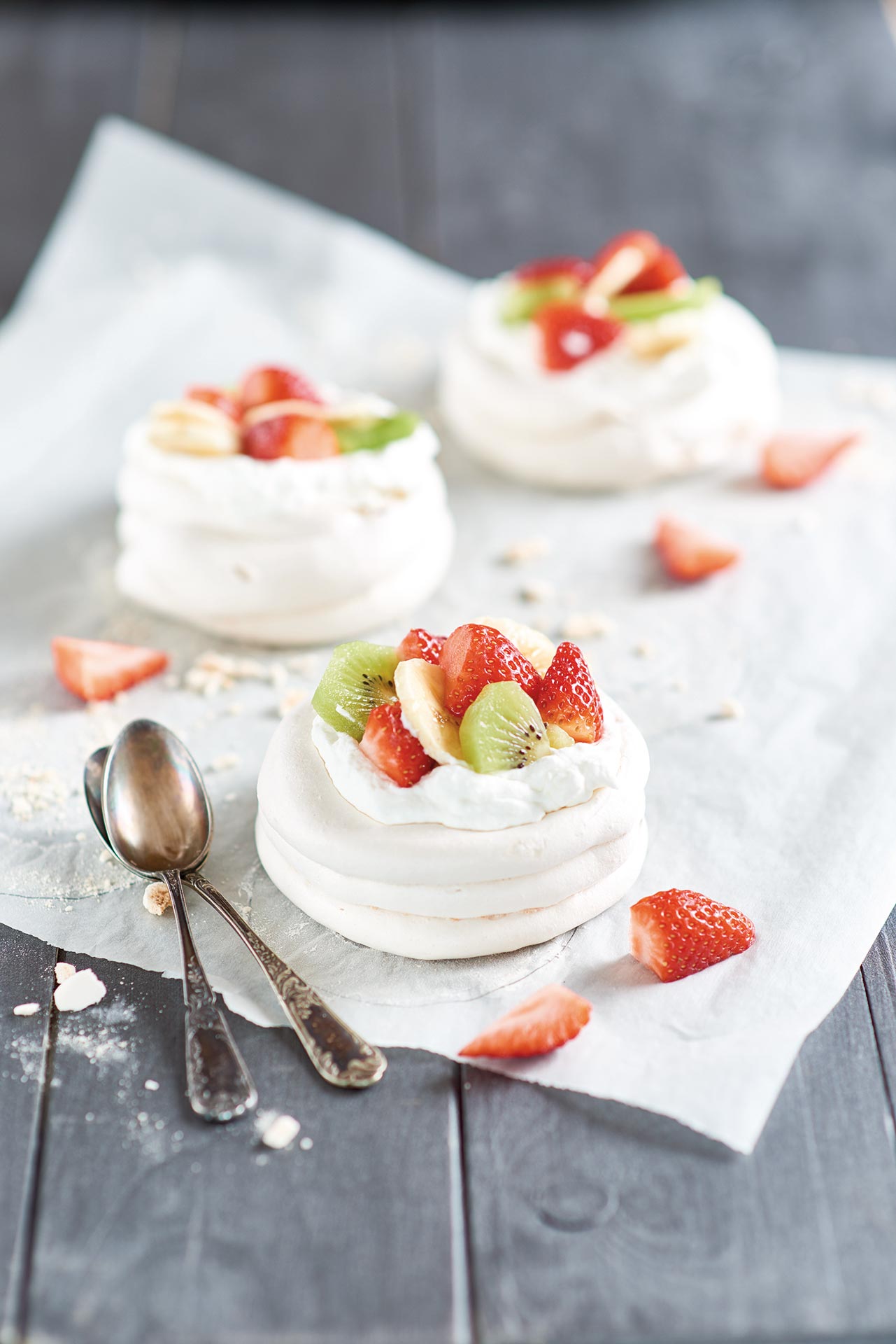 Blue Berrie And Kiwi Pavlova